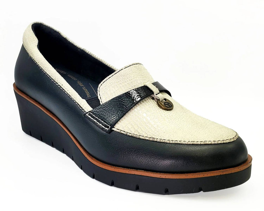 Revere - Women's Pamplona Wedge Loafer – Steals
