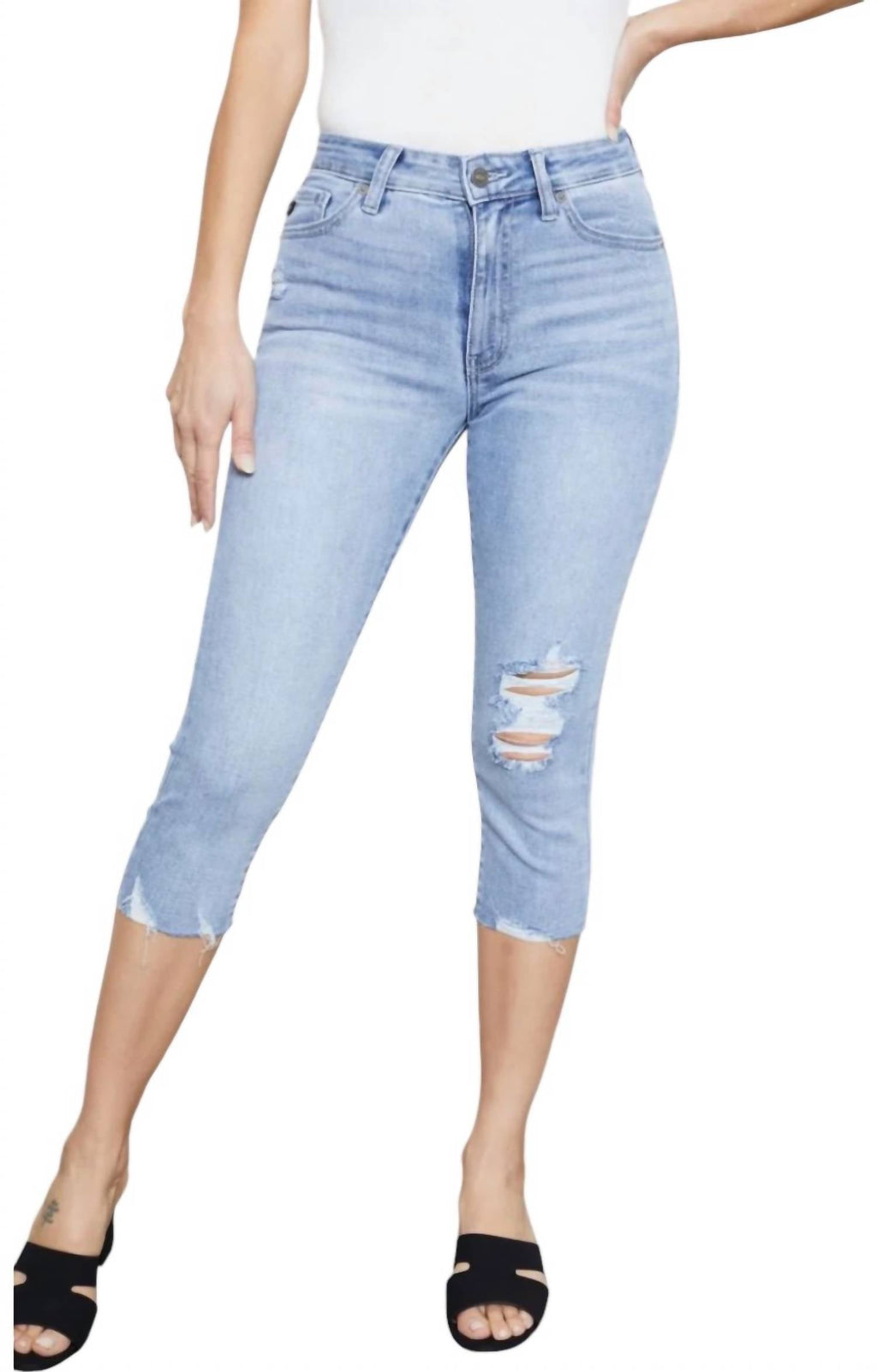 Kancan - High Rise Frayed Skinny Capri Pants – Steals