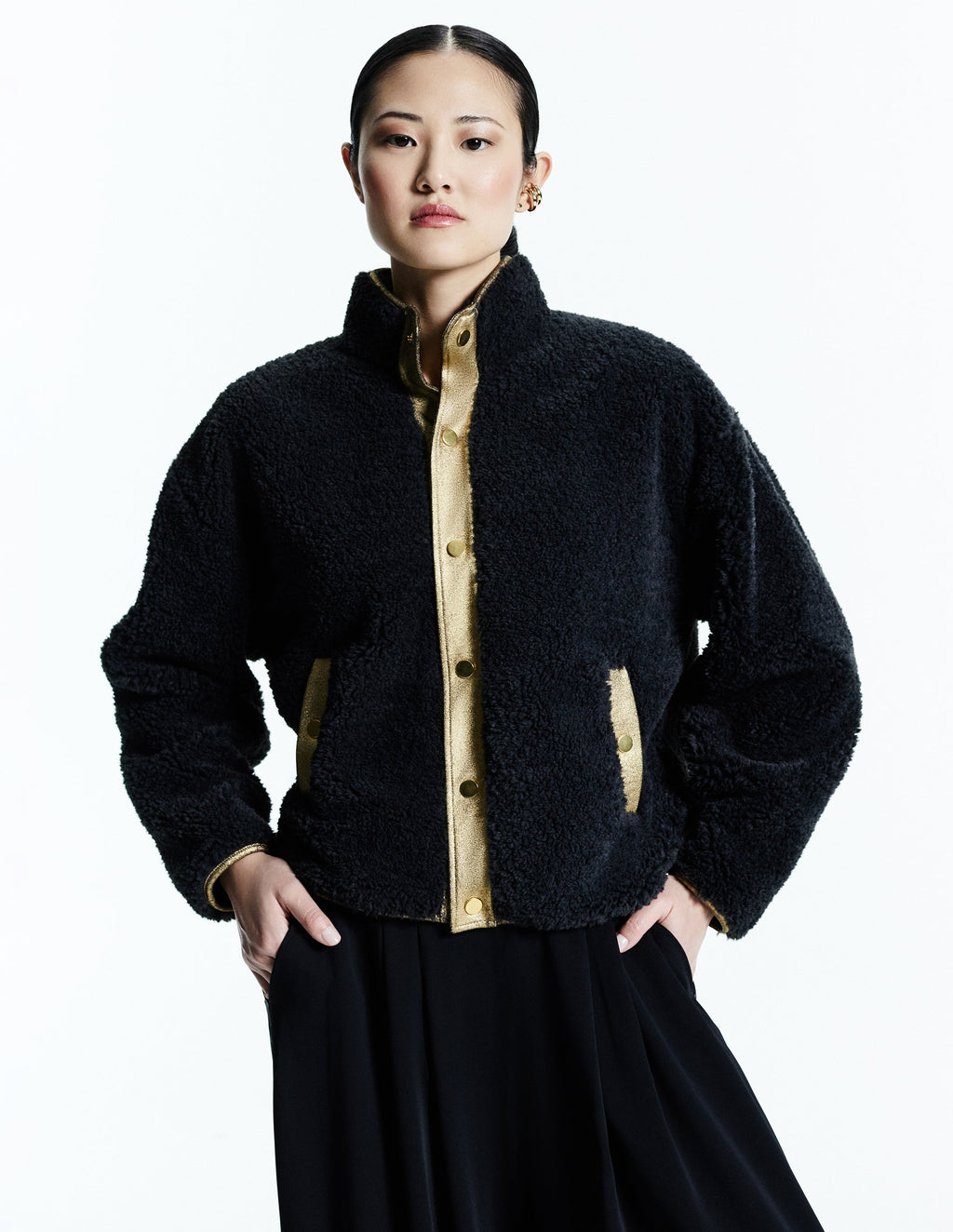 Cozy Sherpa Jacket by GSTQ - Winter Must-Have – Steals